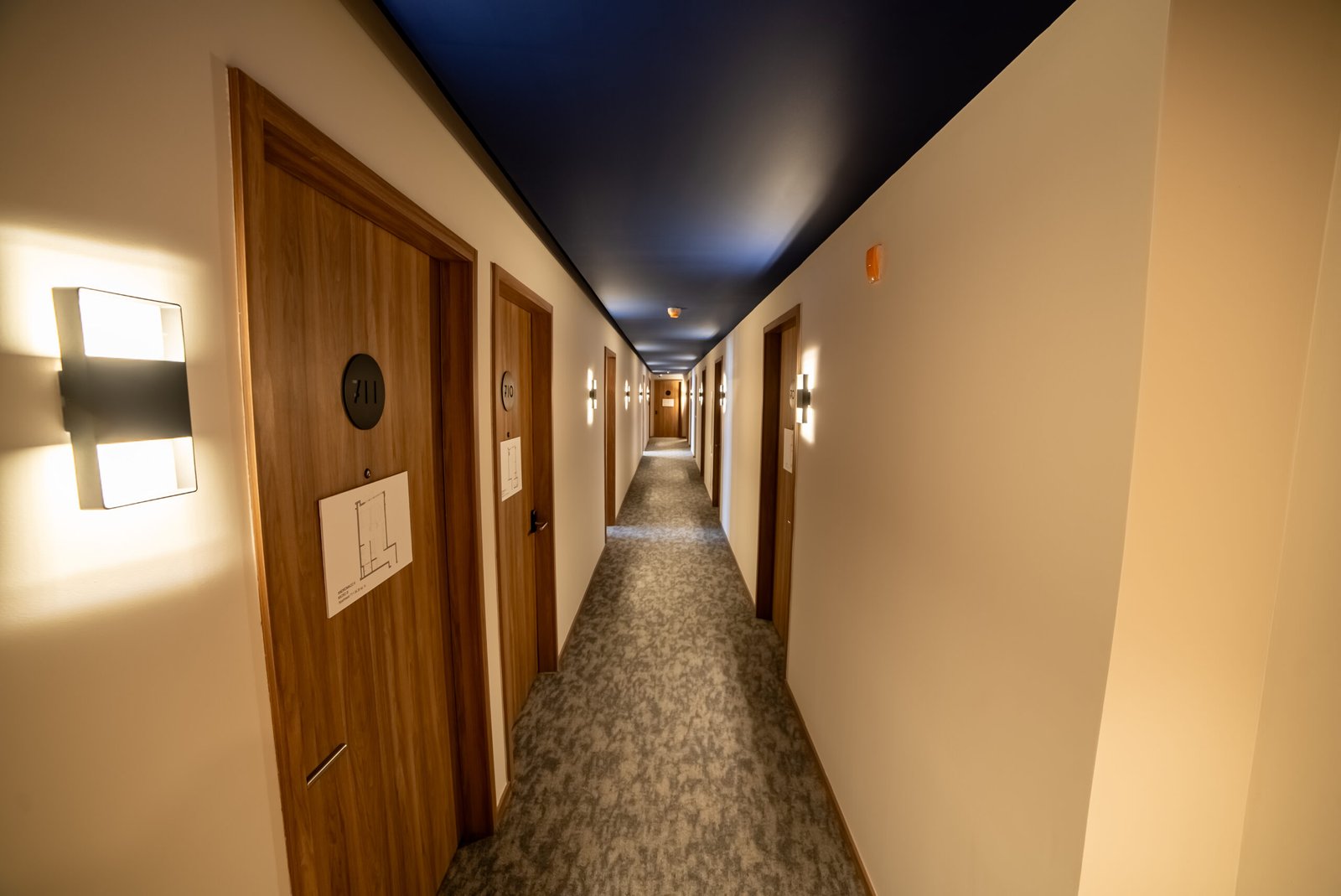 Ines Studio 715 - Nestey Living